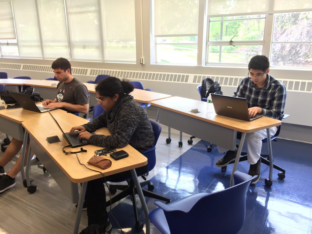 Multiplicative LLN and CLT and their Applications | Math REU